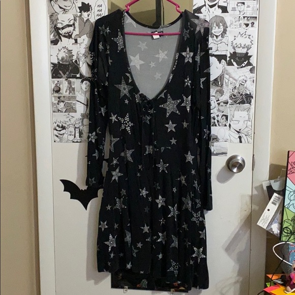 Hot Topic | Dresses | Hot Topic Black Stars Long Sleeve Dress | Poshmark